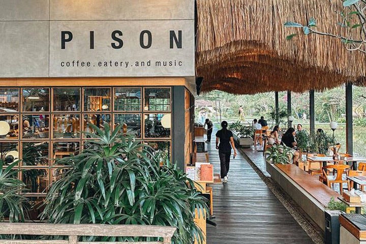 12 Best Cafés in Bali in 2025