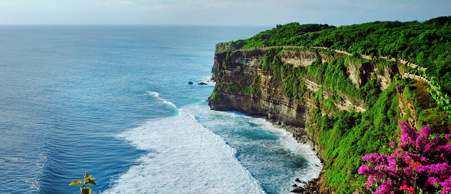 Guide to Uluwatu: Things to Do, Where to Stay, Food, Drink and more!